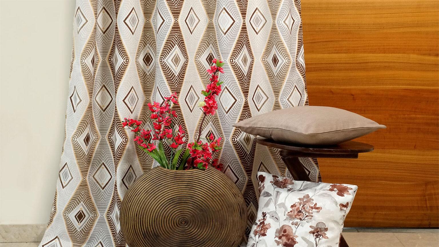 Home - Curtain Label